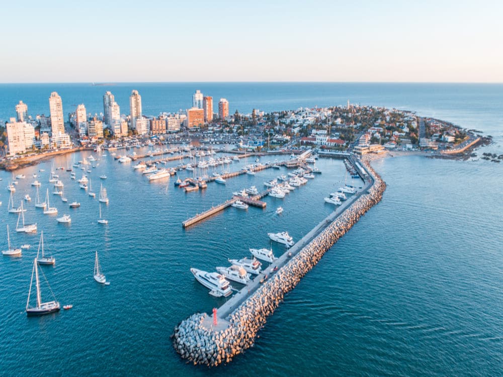【Punta del Este 🏖️】Conoce el balneario más visitado del cono sur - Emigrar hoy